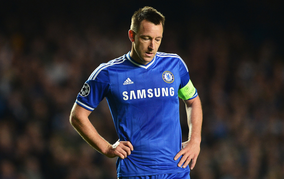 Terry skippers yacht in full Chelsea kit – Paddy Power News