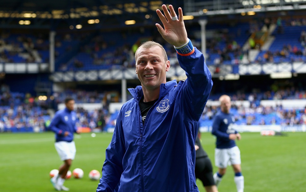 Revealed: Big Dunc’s extreme Everton training methods – Paddy Power News
