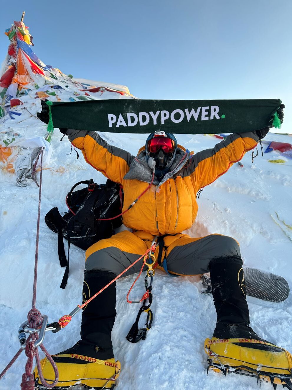 Paddy pants on top of the world! Employee scales Everest in style ...