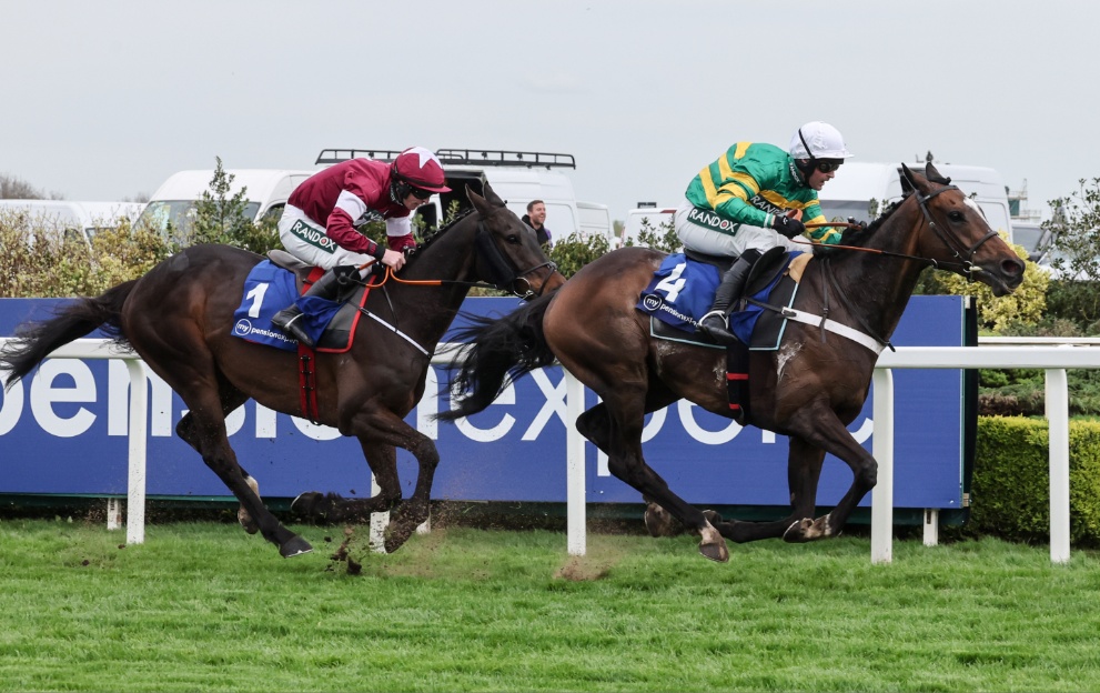 Aintree Race Card Today: Ultimate guide to Day 2 on Friday – Paddy ...